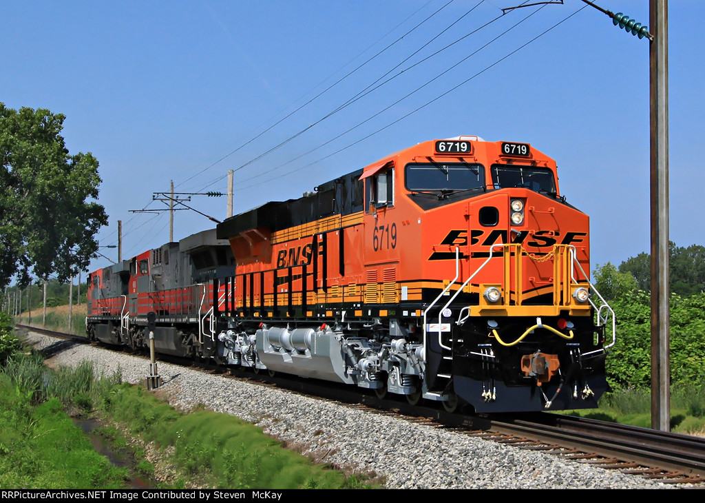 BNSF 6719